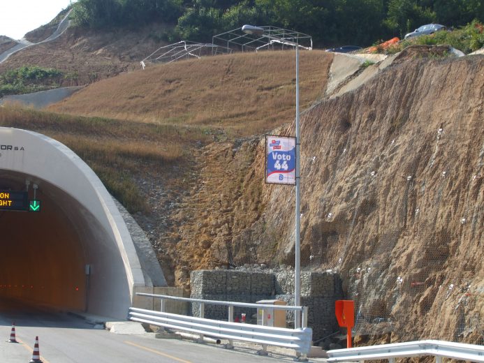 Σήραγγα KRRABE Αυτοκινητόδρομου Τίρανα – Ελμπασάν, Αλβανία (2011-2013 ...